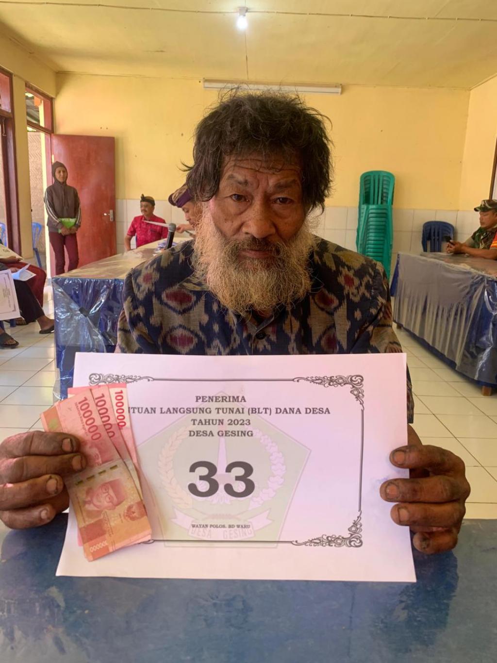 PEMBAGIAN BLT DD BULAN JULI 2023 - Website Desa Gesing