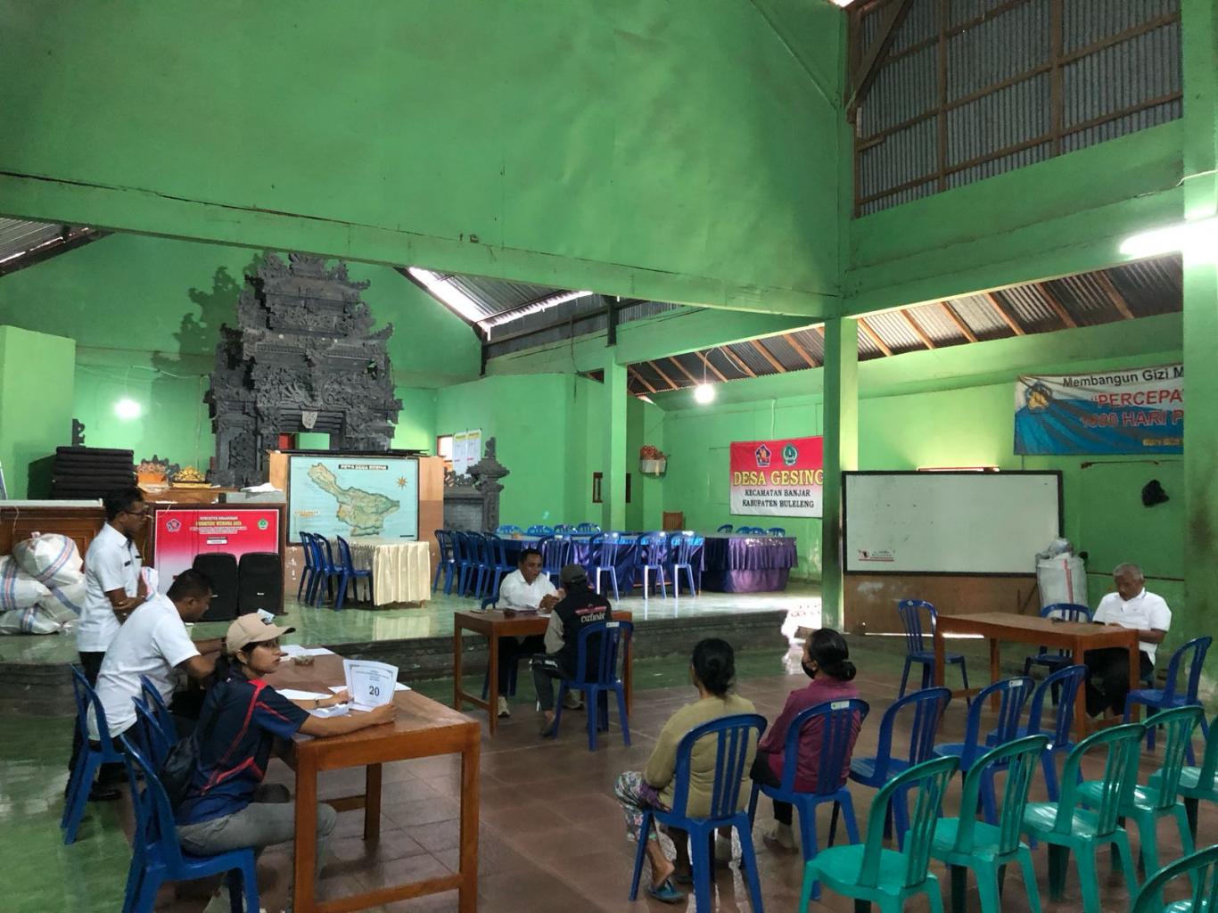 Pembagian BLT DD BUlan April 2025 - Website Desa Gesing